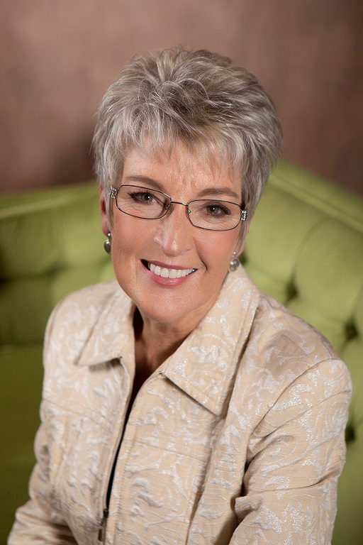 Missouri Realtors® Names La Nora Kay of Weichert, Realtors® - Good Life ...