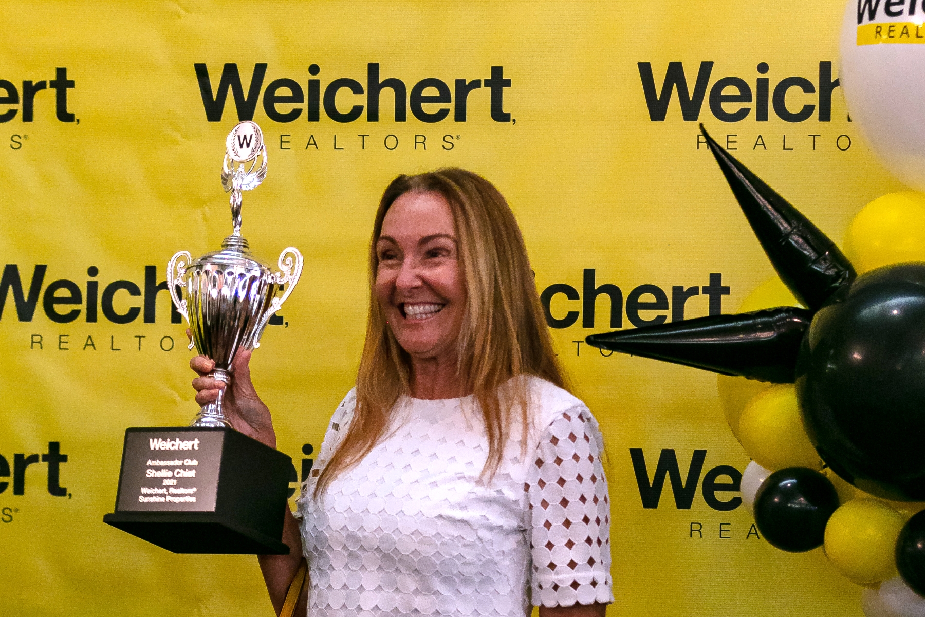 Real Estate Awards and Recognition - Keep Agents Motivated